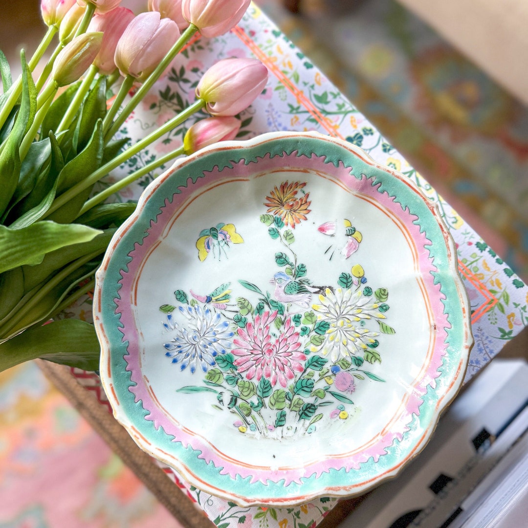 8.5" Antique Chinese Porcelain Footed Offering Plate in Pastels ...