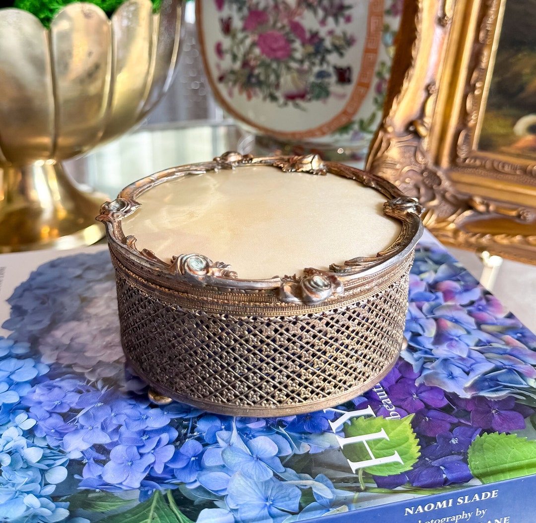 Vintage Ormolu Round Powder Box or Jewelry Casket With Removable Glass ...