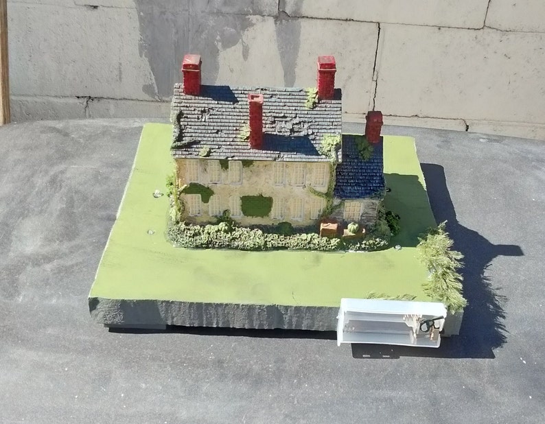 HO 1:87 Scale Model of Abandoned Haunted Mansion - Etsy