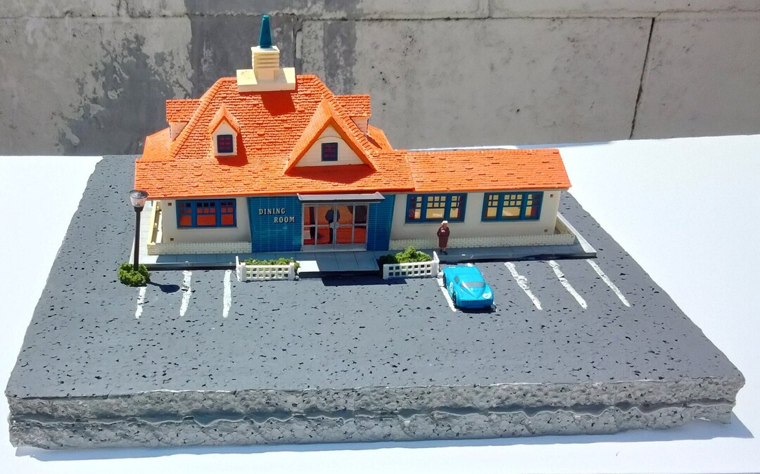 HO 1:87 Scale Model of A Family Restaurant. - Etsy