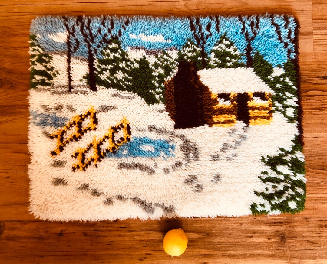 Vintage Cabin in the Snow Hooked Yarn Rug or Wall Hanging - Etsy