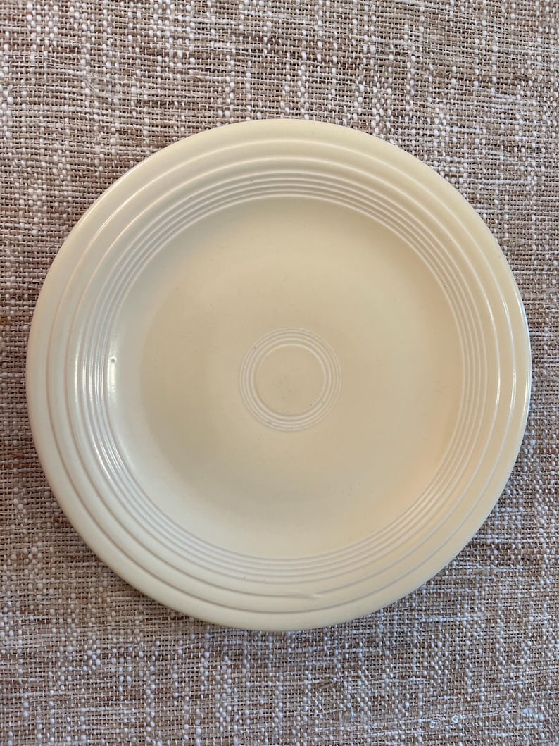 Fiestaware VINTAGE 10” Dinner Plate - Old Ivory - Etsy