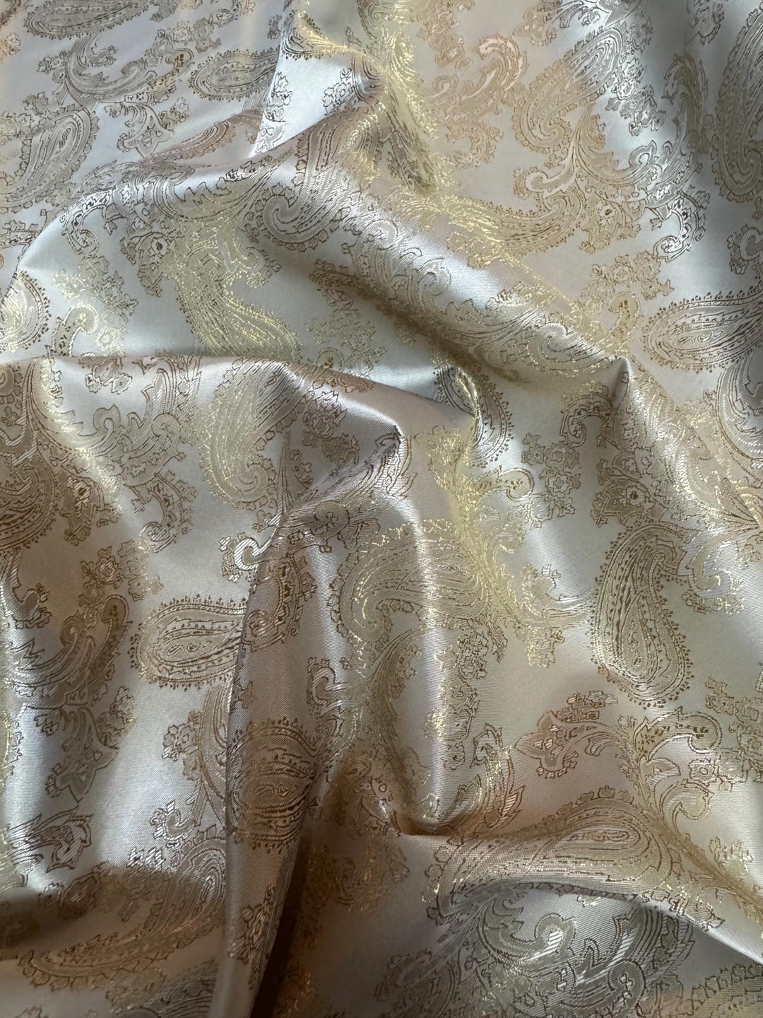 1 Mtr Two Tone Ivory/gold Self Print Paisley Jacquard Fabric..58" Wide ...