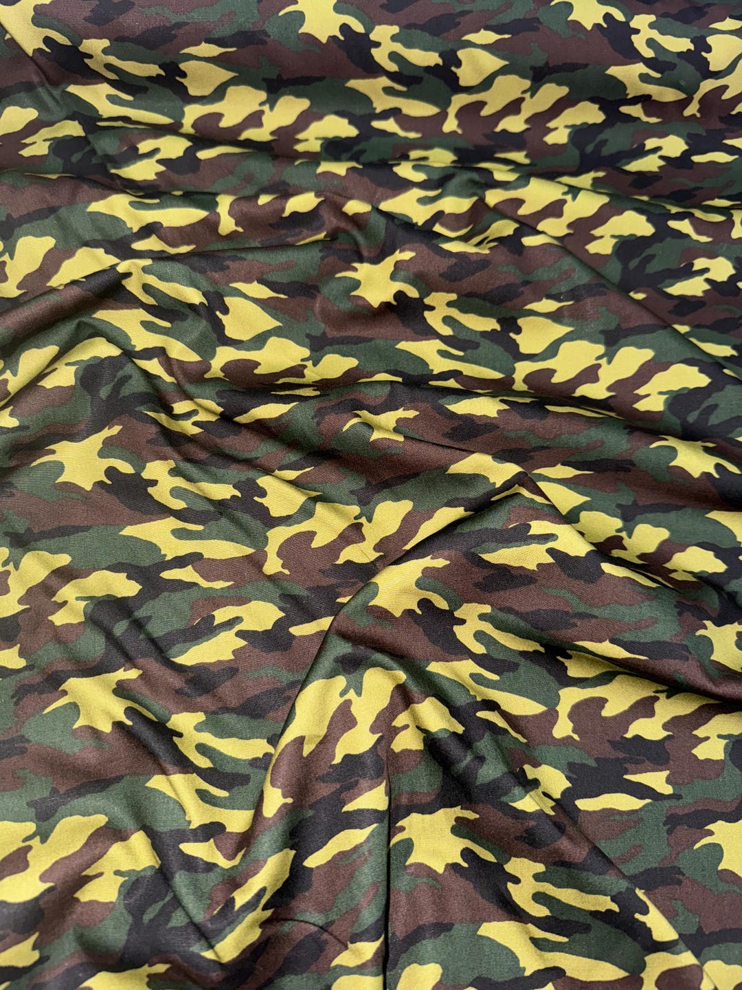1 Mtr Rose and Hubble Green Camouflage Print 100% Cotton Fabric...45 ...