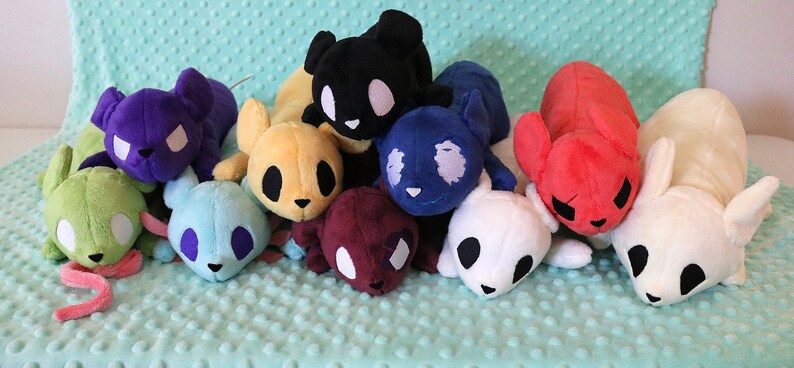 Gourmand Inspired Slugcat Plush - Etsy
