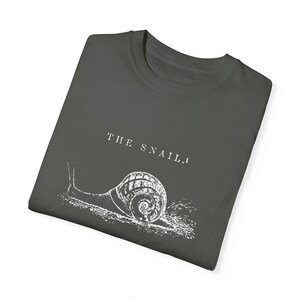Medieval Snail T-shirt - Etsy
