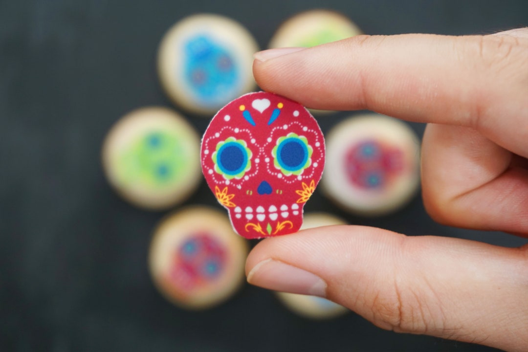 30 Edible Skulls - Edible Cupcake Toppers - Sugar Skulls - Halloween ...