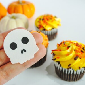 30 Edible Skulls Cupcake Toppers - White Edible Skull - Sugar Skulls ...