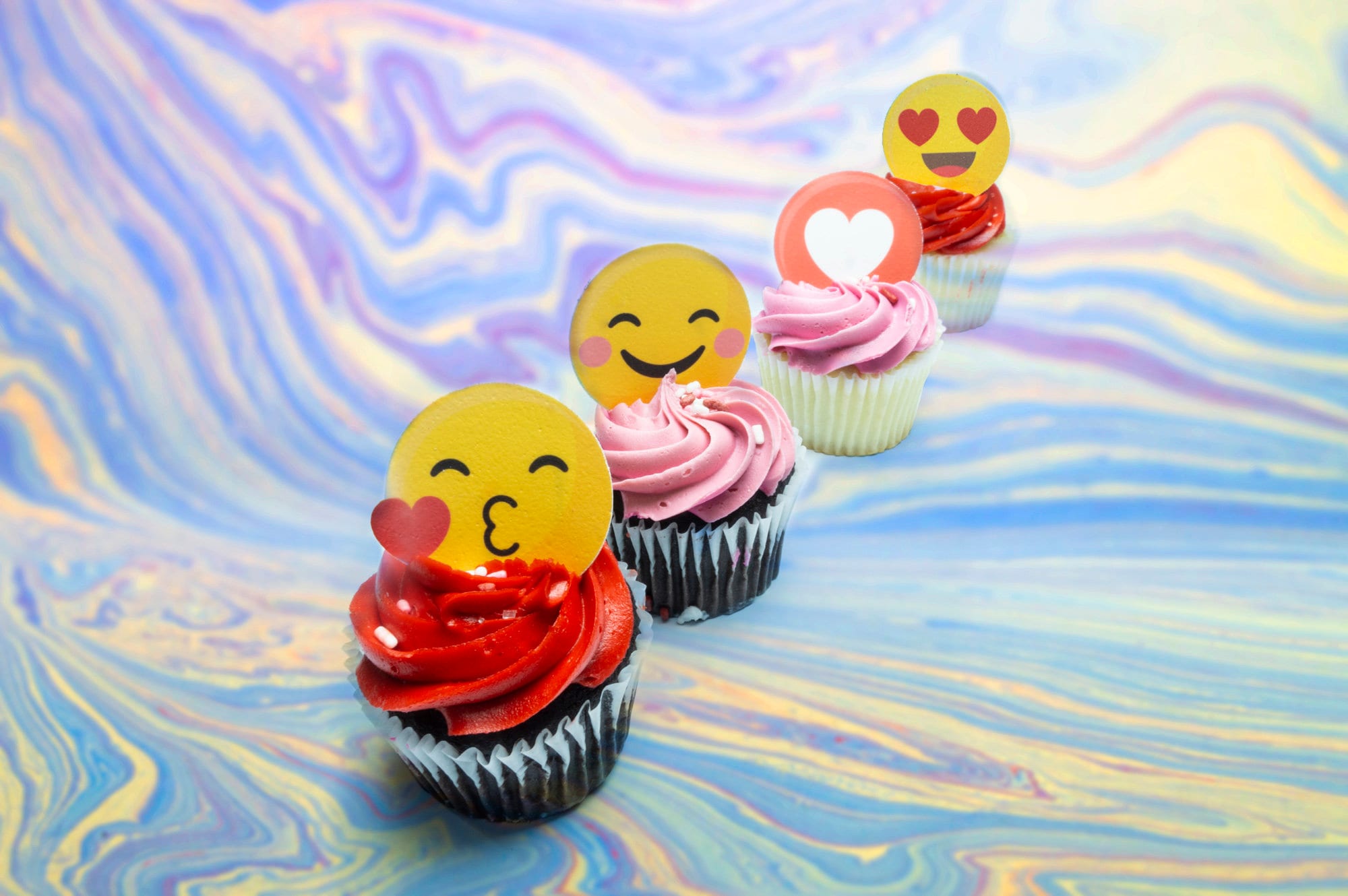 24 Edible Emoji Cupcake Toppers | Etsy