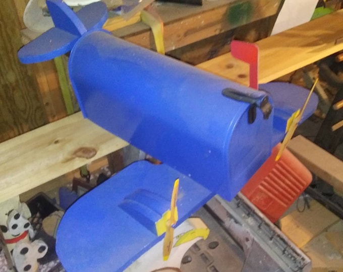 Custom Airplane Mailbox - Etsy