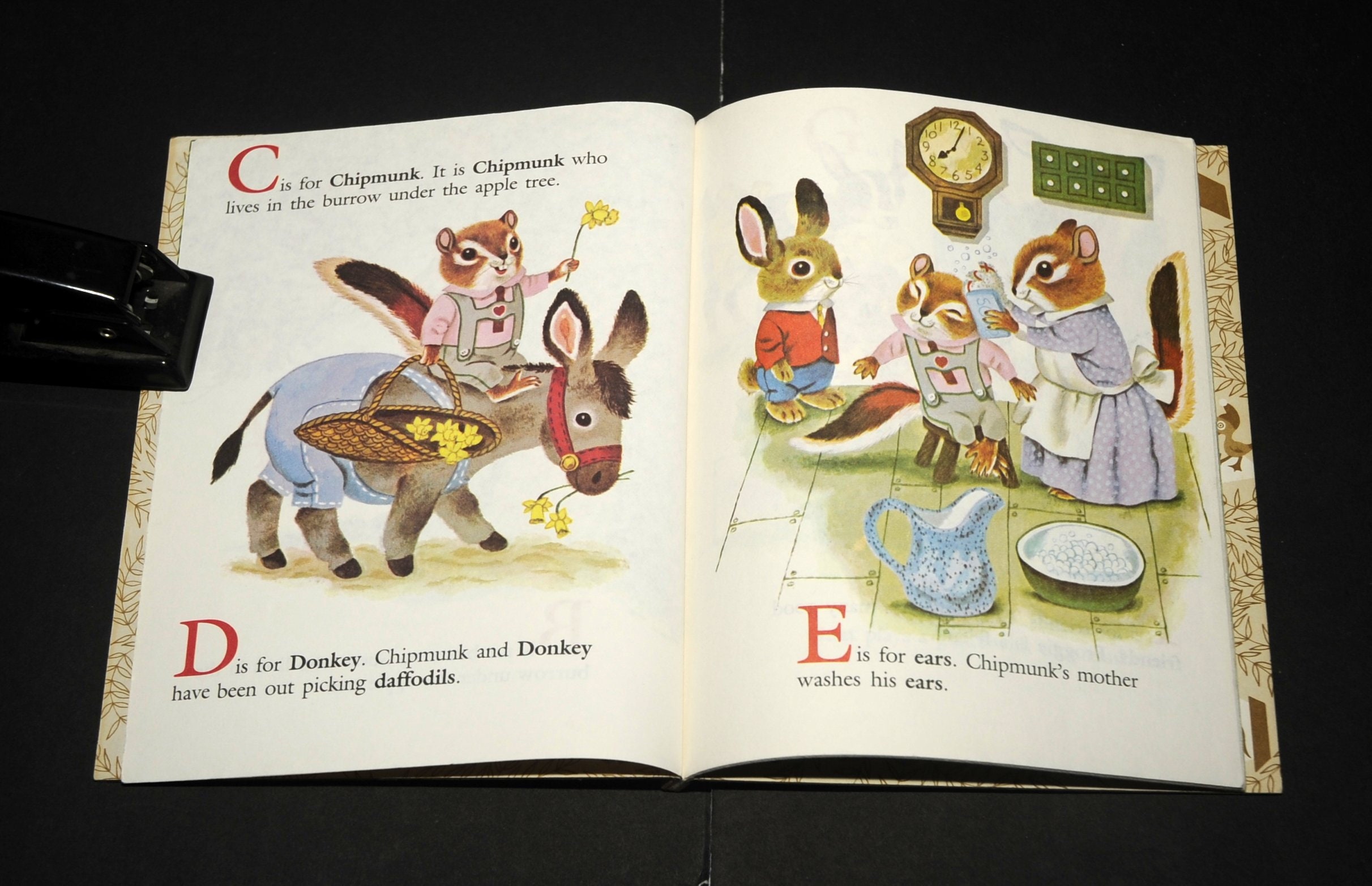 Vintage Little Golden ALPHABET Book / Richard Scarry / 'chipmunk's Abc ...