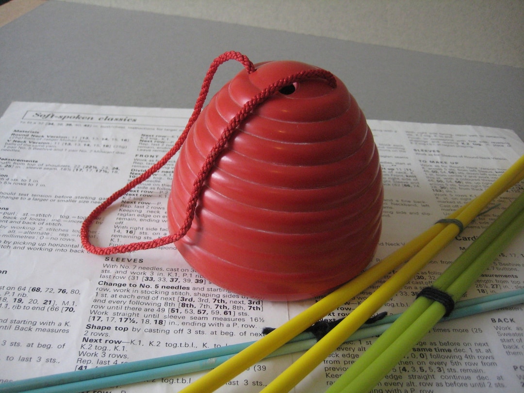 1950's Beehive Shaped Knitting Wool or Yarn Holder | Red Colour ...