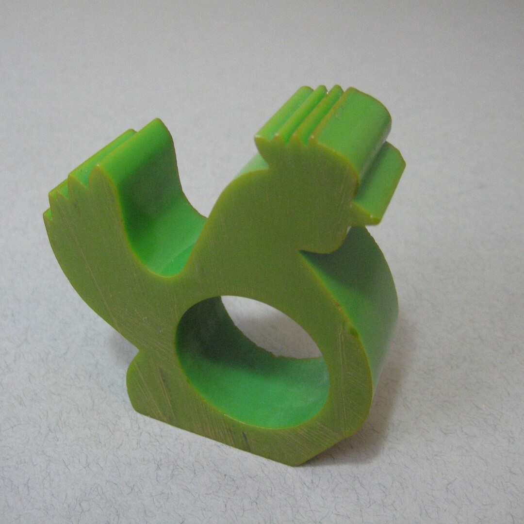 1940's Chicken Shaped Bakelite Napkin Ring Extra Thick - Etsy