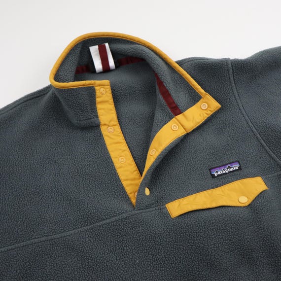 Vintage Y2K Patagonia Baggy Synchilla Fleece Snap-T P… - Gem
