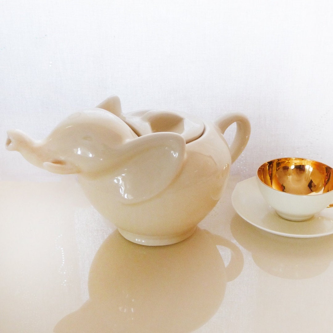 Vintage French Faience Elephant Teapot: Cream Lipton Teapot, Retro ...