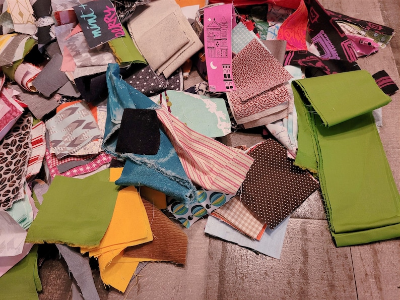 Fabric Scraps Destash #04-24 - 1 Lb 10 Oz of 2" to 3" Strips & Squares ...