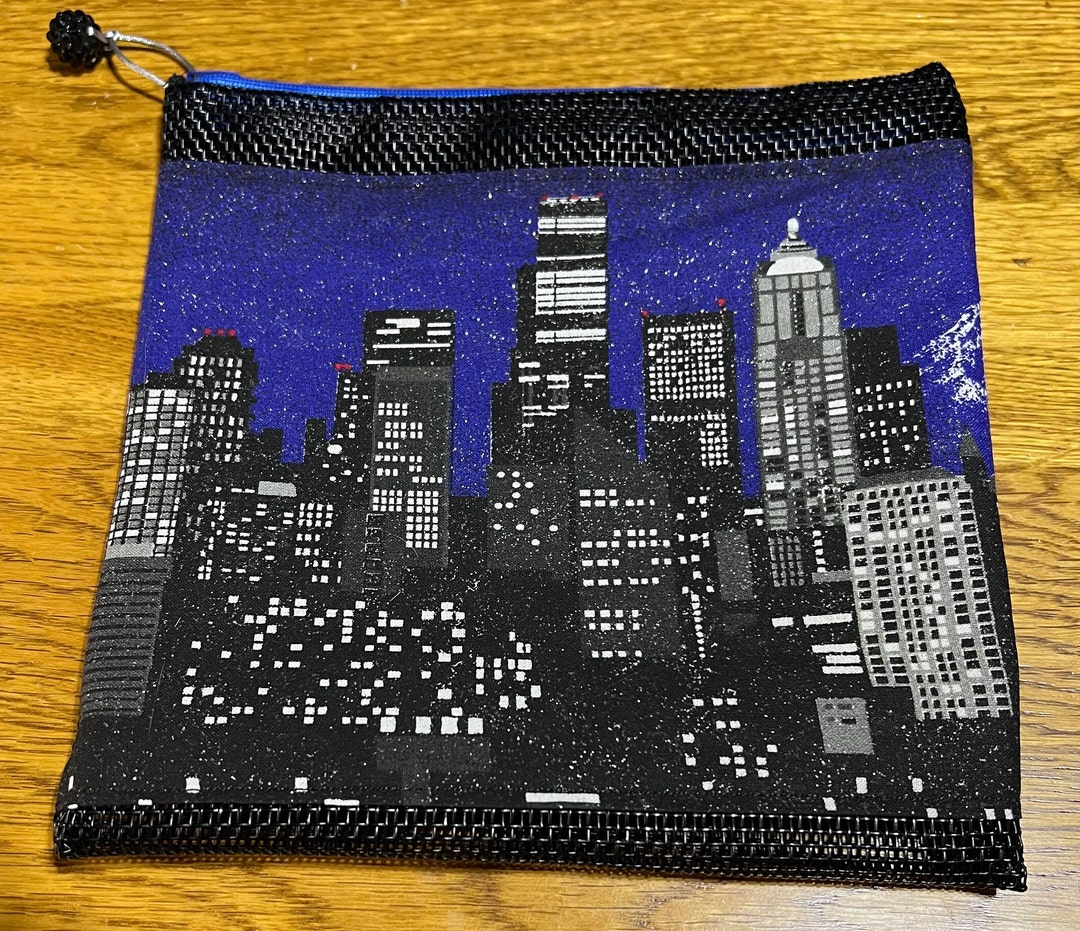 Pet Screen Bag With Skyline - Etsy