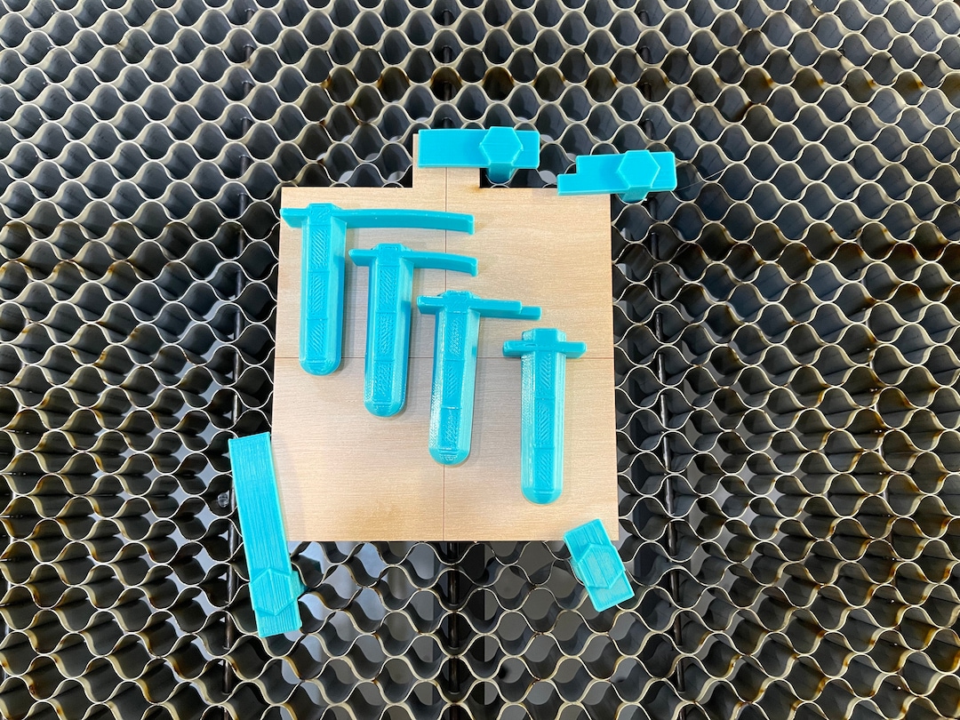 11.5mm Thunder Laser Honeycomb Hold Down Pins (set of 8) With Handles ...