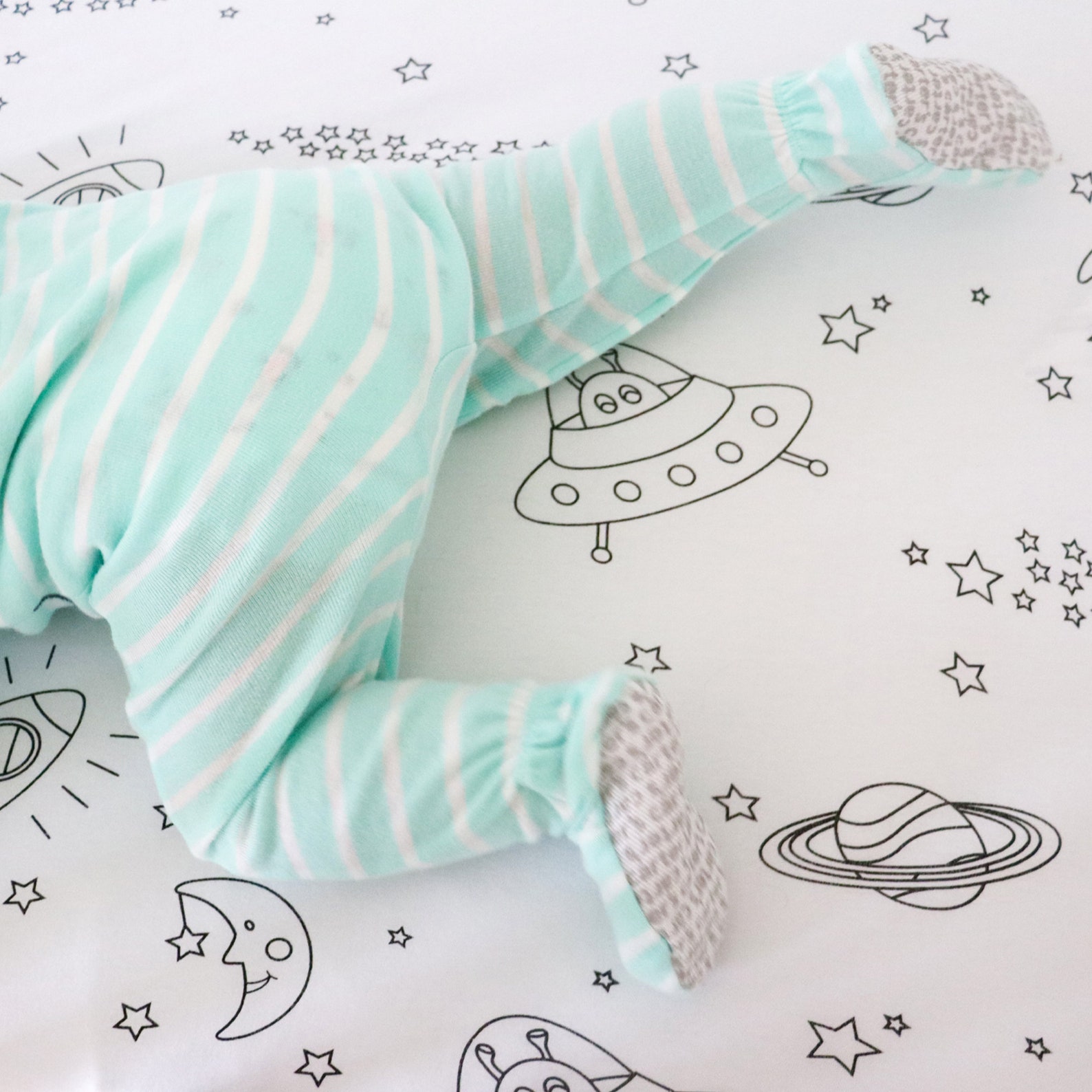 Outer Space - Pack of 1 Organic Baby Crib Fitted Sheet (B&W) - Etsy