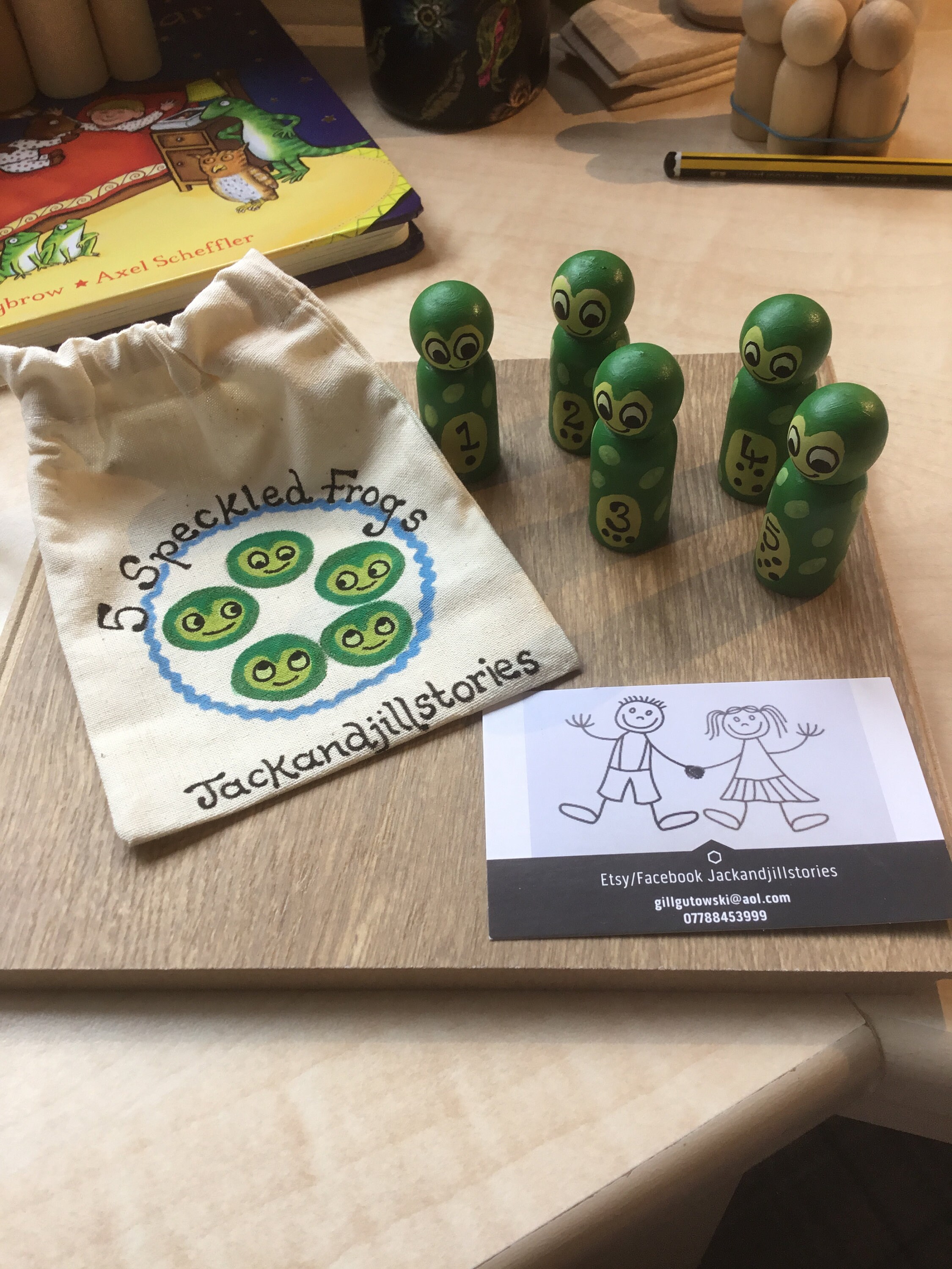 5 Speckled Frogs Song Props - Etsy