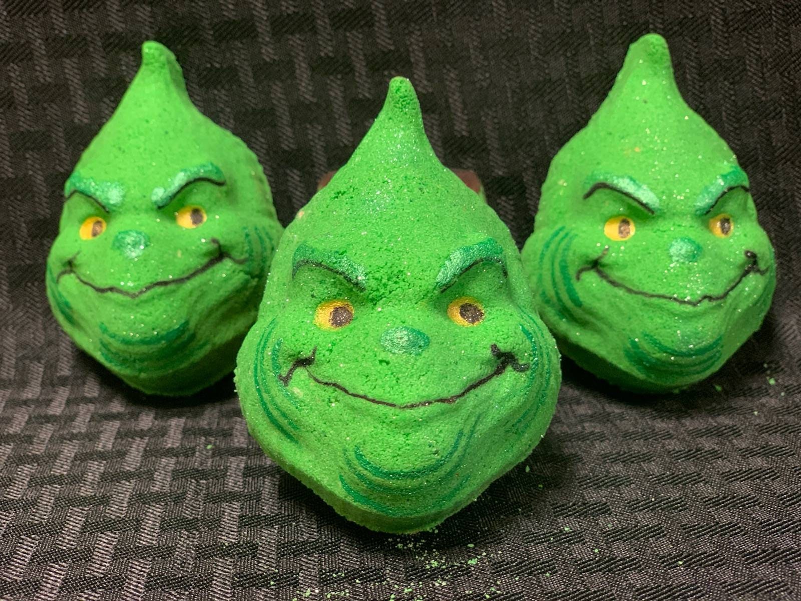 Grinch bath bomb Christmas movie how the Grinch stole | Etsy