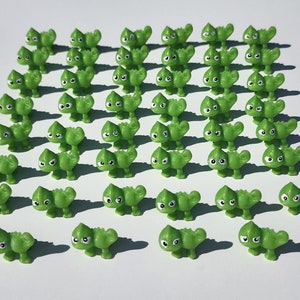 Pascal **now Available in Different Sizes**, Rapunzel's Sidekick for ...