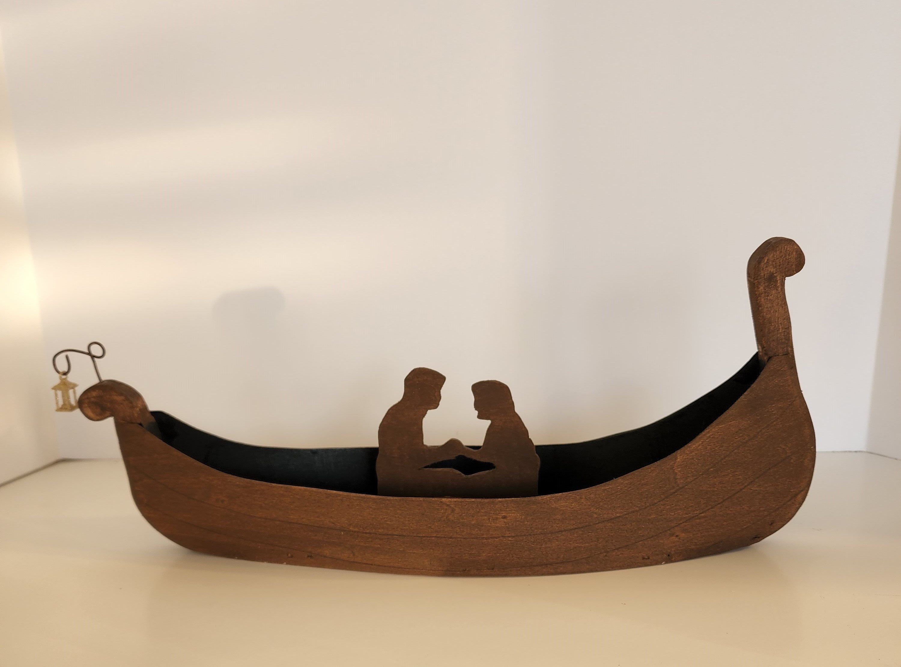 Large Tangled-themed Boat Centerpieces - Etsy