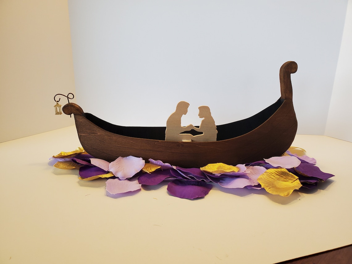 Large Tangled-themed Boat Centerpieces - Etsy