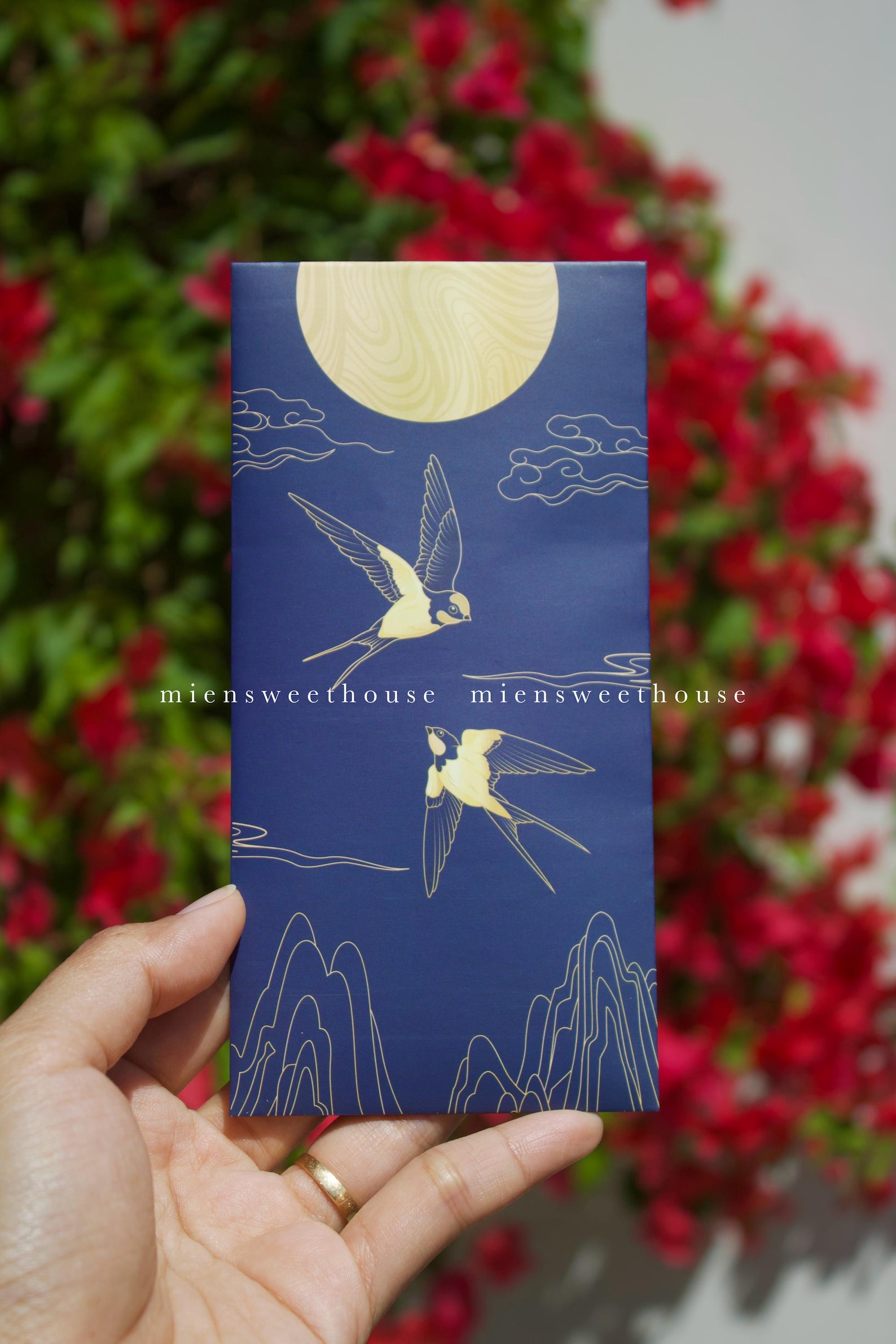 Set of 48 Vietnamese Lunar New Year Envelopes – Elegant Moon & Crane ...
