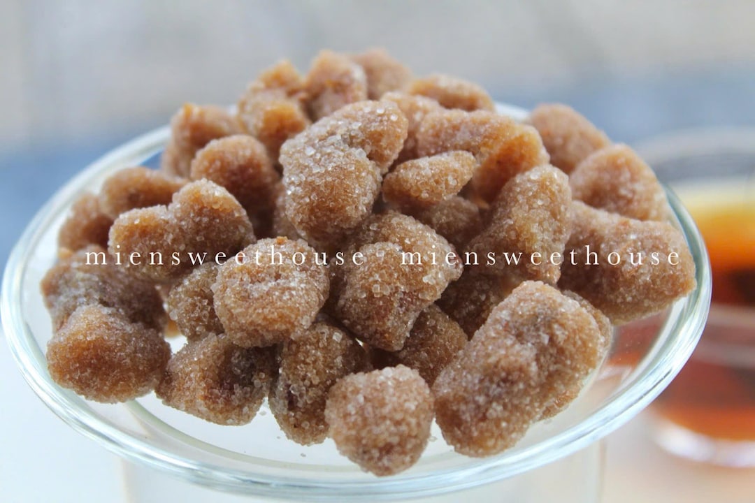 Vietnamese Spicy Tamarind Candy: Sweet & Sour Soft Chews - Kẹo Me Cay ...