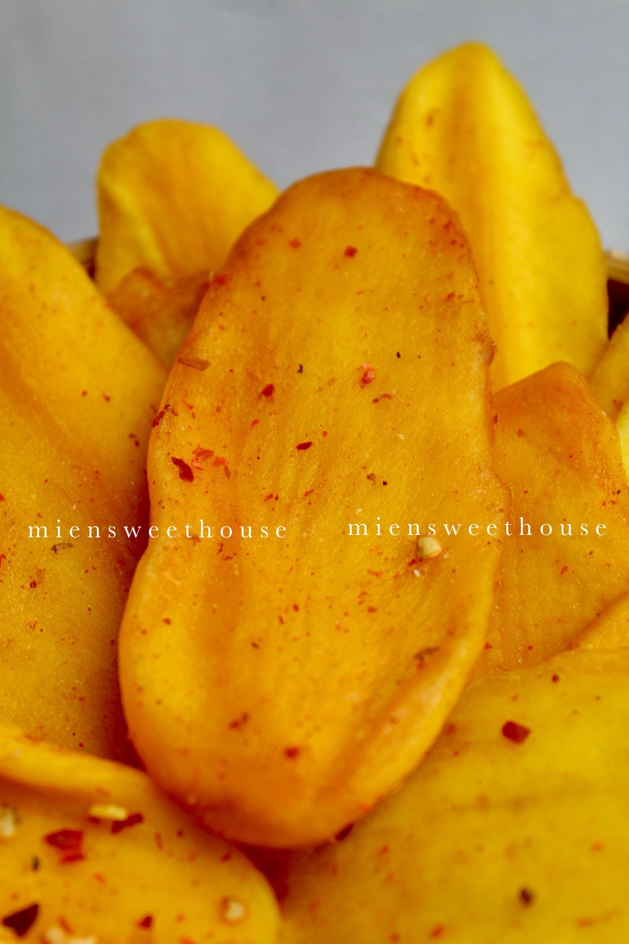 Vietnam Dried Mango, Xoài Sấy Dẻo Muối ớt: Chili Salt, Sweet & Spicy ...