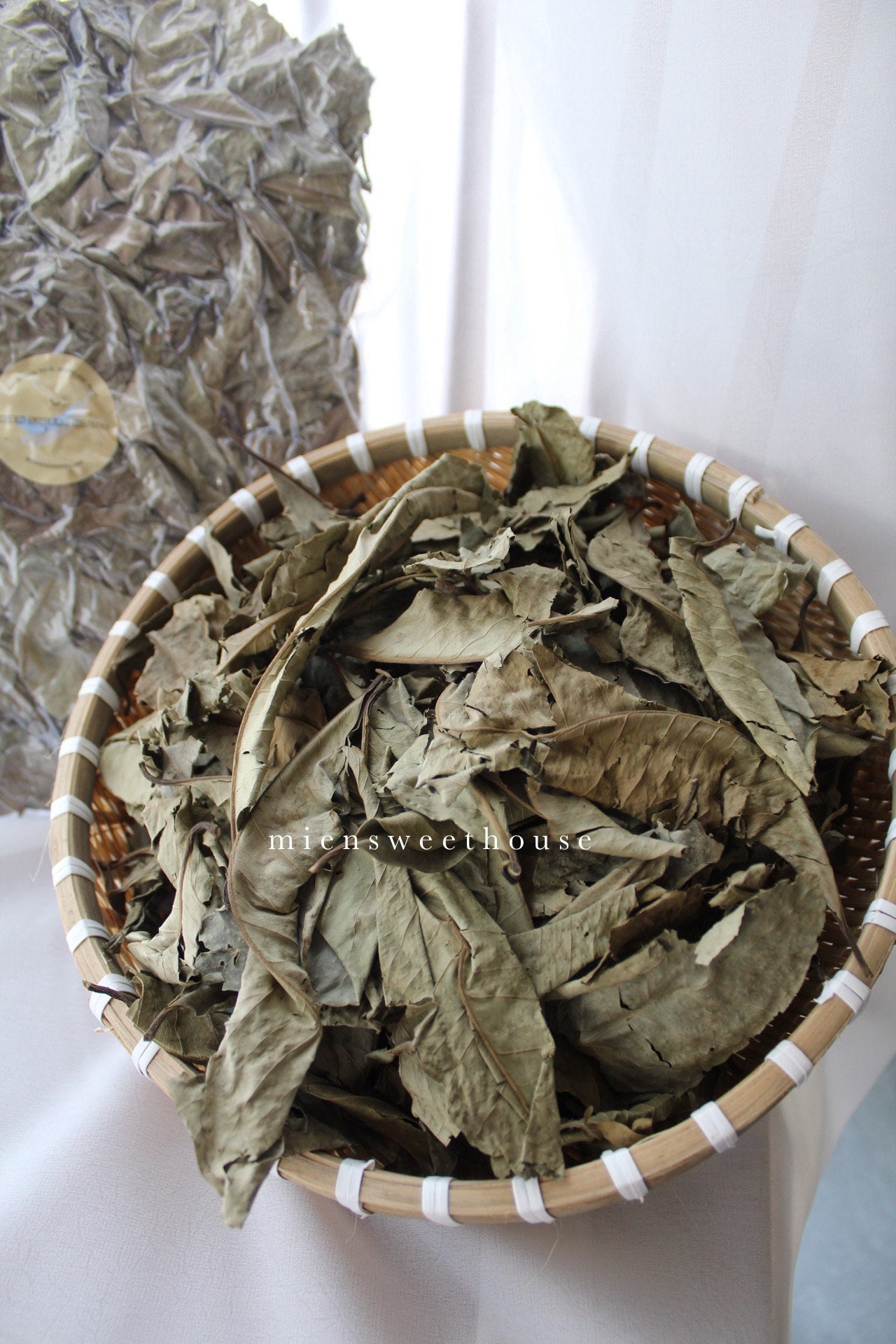 Lá Vối Khô - Dried Syzygium Nervosum Leaves - Cleistocalyx Operculatus ...