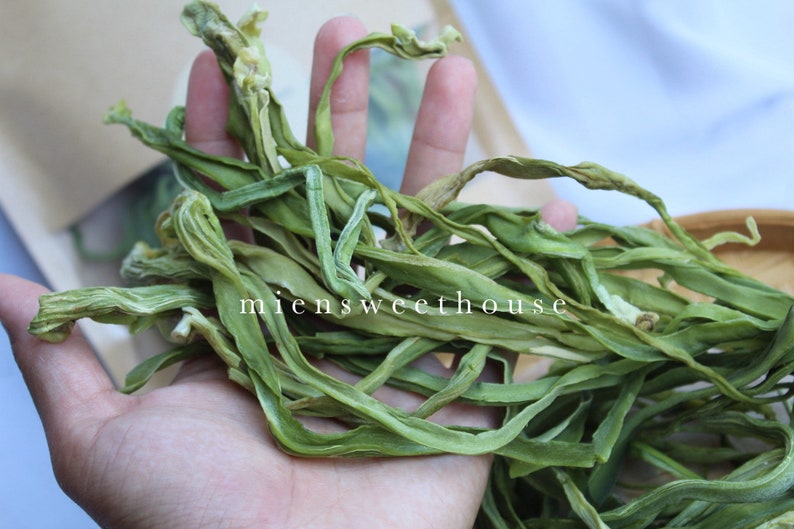 Dried Celtuce, Rau Tiến Vua: Mountain Jelly Vegetable for Salad - Etsy