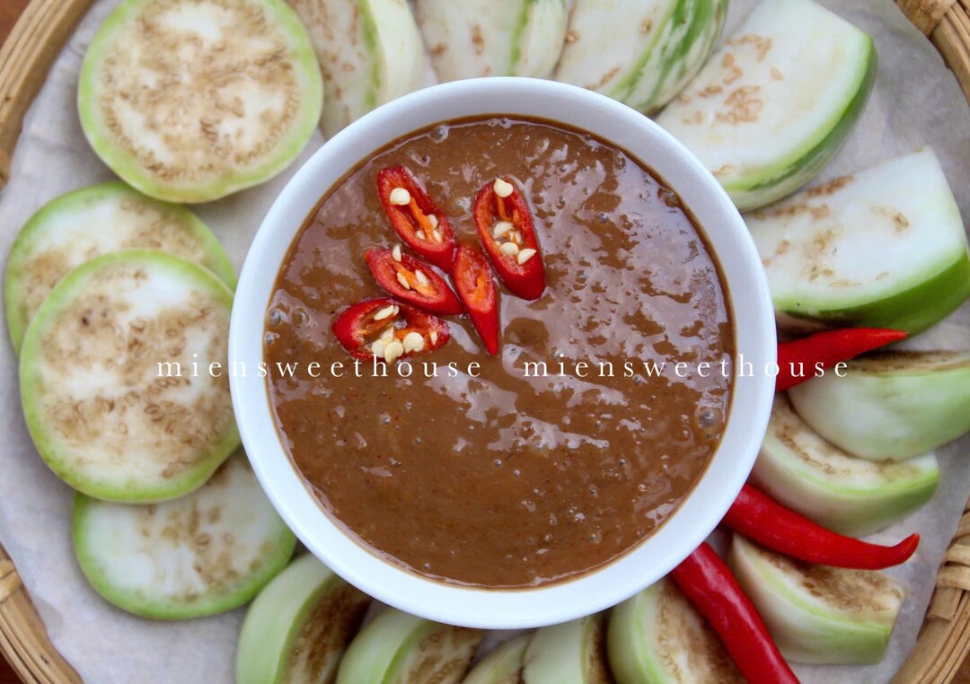 Mắm Nêm Dì Cẩn: Vietnamese Fermented Anchovy Dipping Sauce (500gr) - Etsy