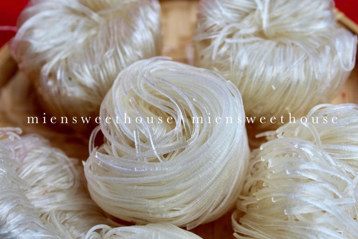 Vietnamese Tapioca Noodles: Sa Đéc Style, Clear Noodles (450g) - Hủ ...