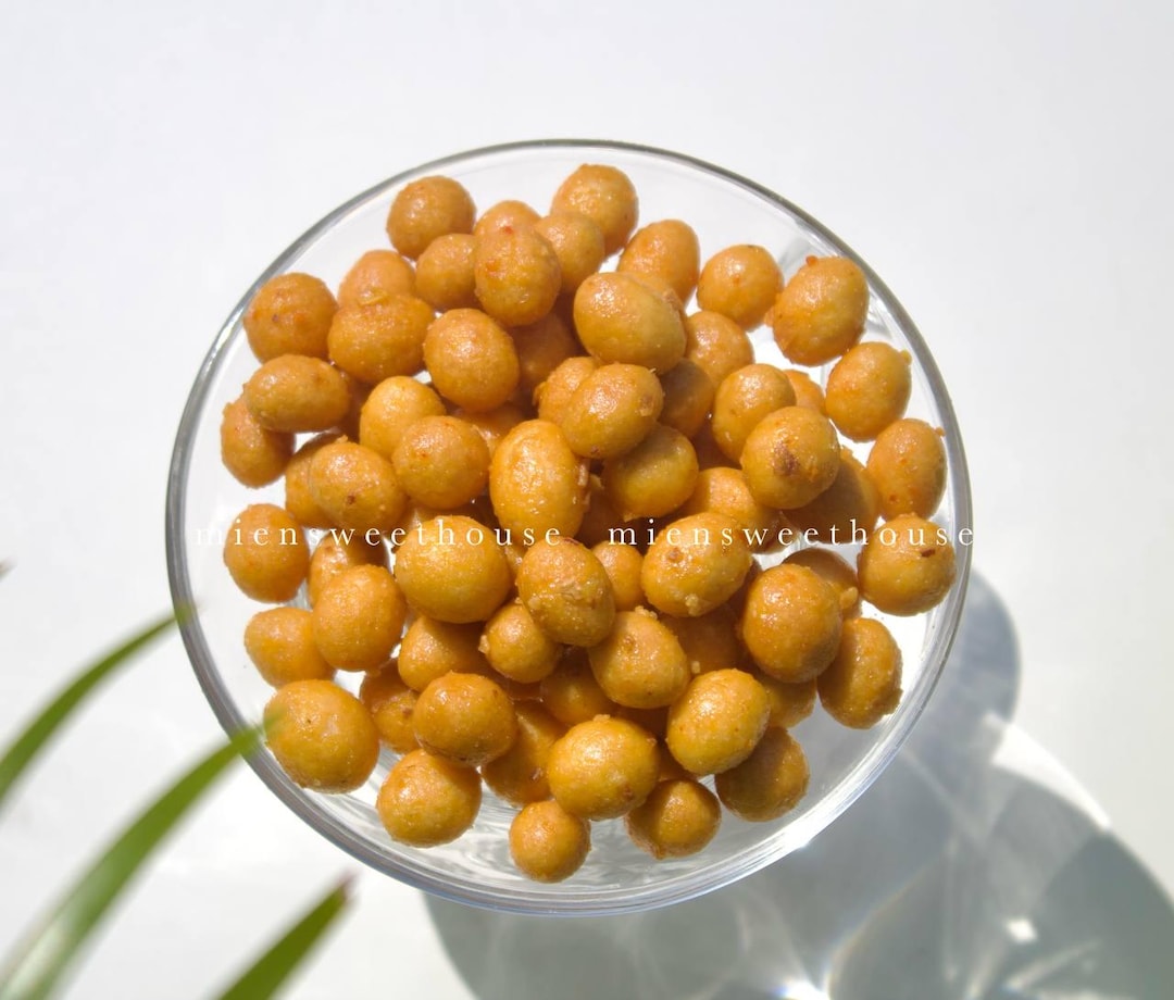 Vietnamese Garlic Chili Peanuts: Crispy Coated Snack - Etsy