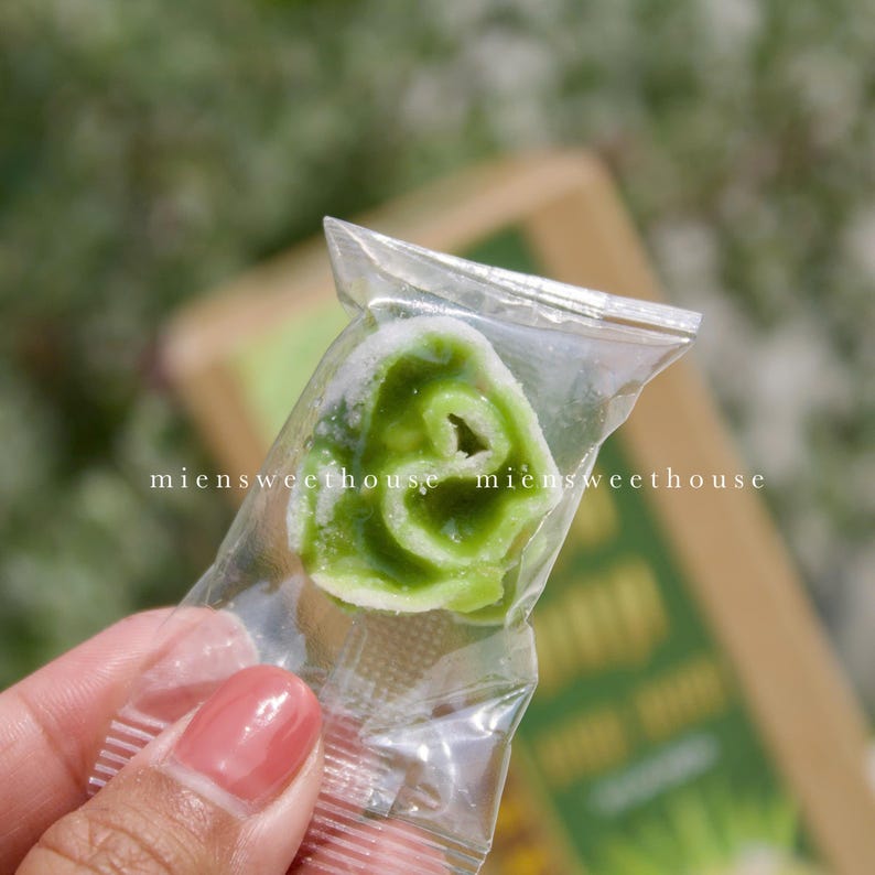 Pandan Coconut Candy: Vietnamese Rice Paper Wrapped Sweets - Etsy