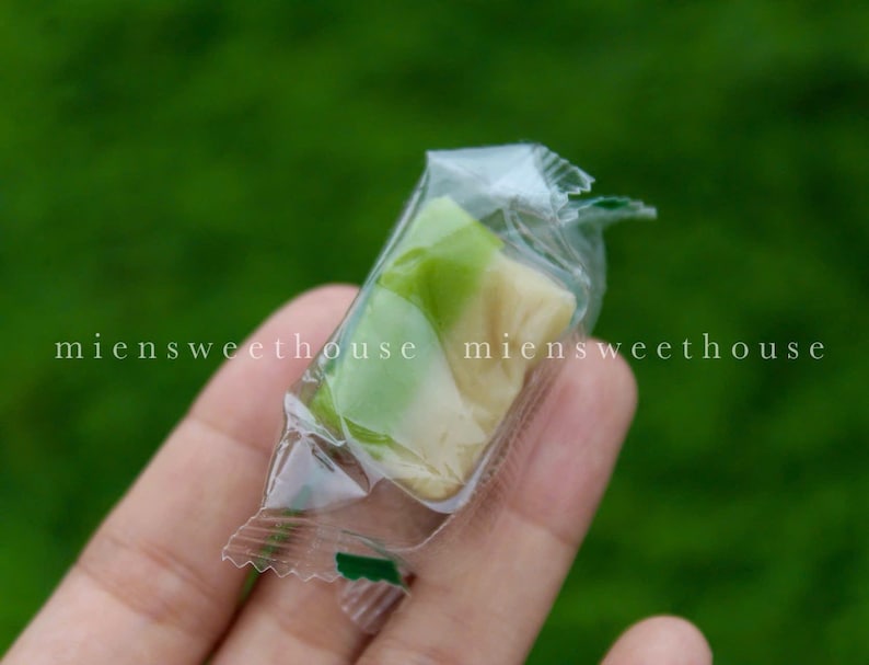 Sugar-free Pandan Coconut Candy: Vietnamese Traditional Treat - Etsy