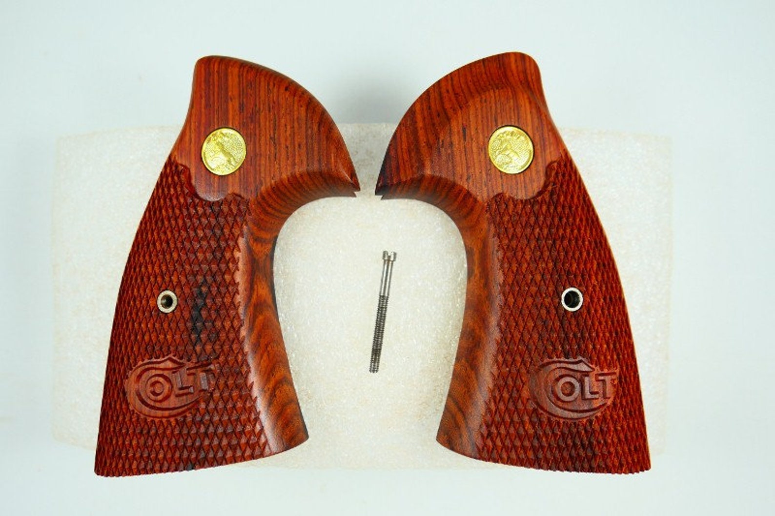 Handgun Grips for a Colt python | Etsy