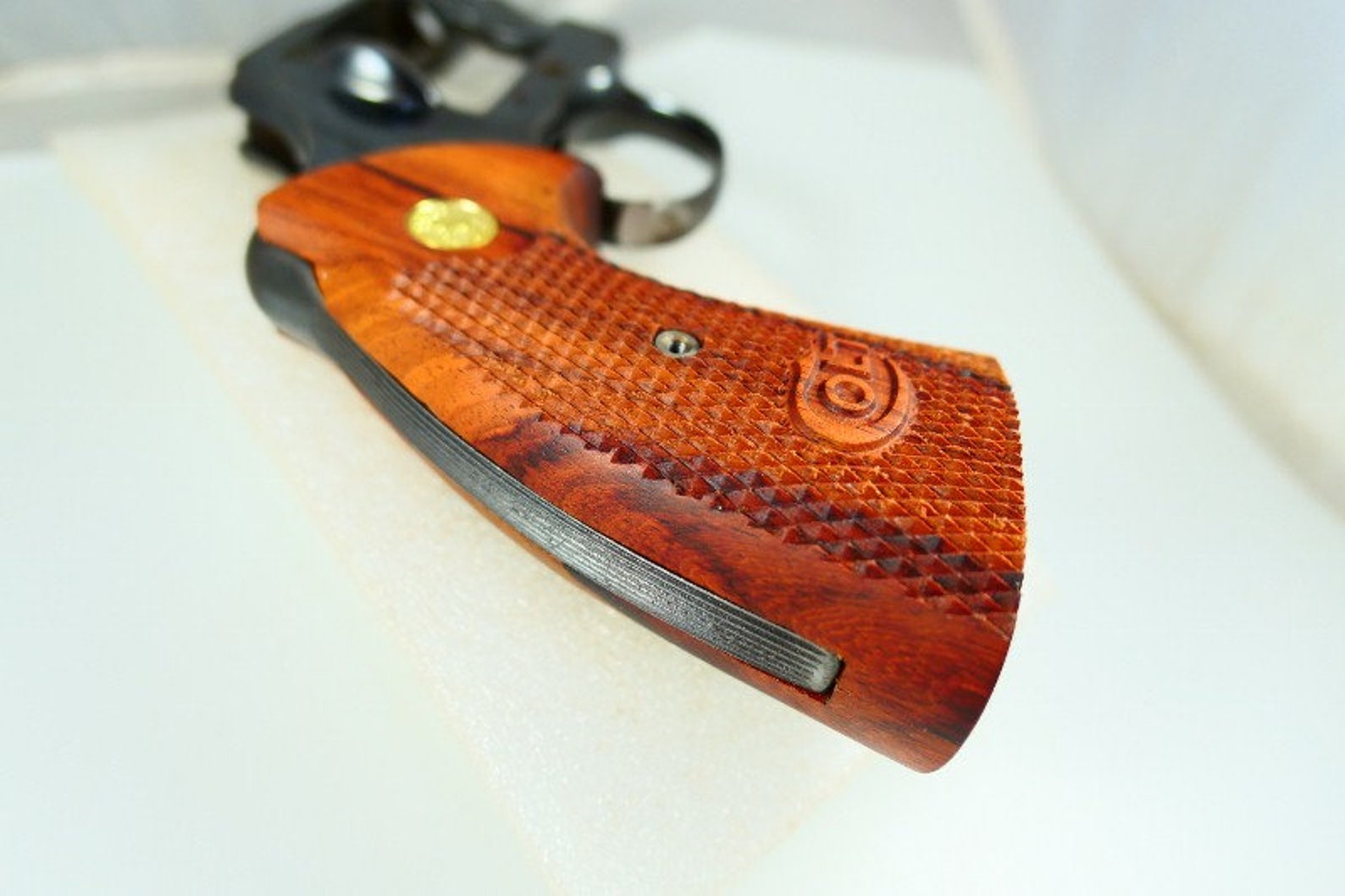 Handgun Grips for a Colt Python | Etsy