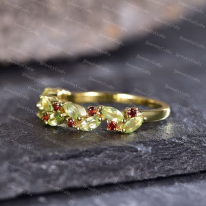 Peridot Wedding Band,art Deco Garnet Stack Band,august Birthstone ...