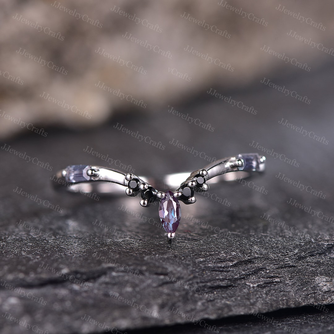 Marquise Alexandrite Wedding Band Baguette Color-change Alexandrite ...