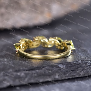 Peridot Wedding Band,art Deco Garnet Stack Band,august Birthstone ...