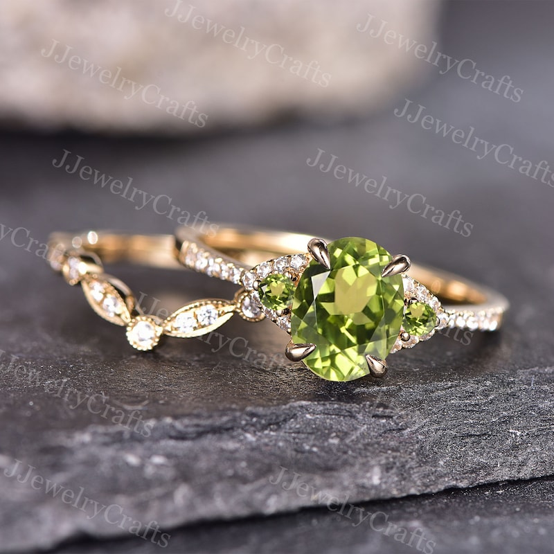 Peridot Engagement Ring - Etsy