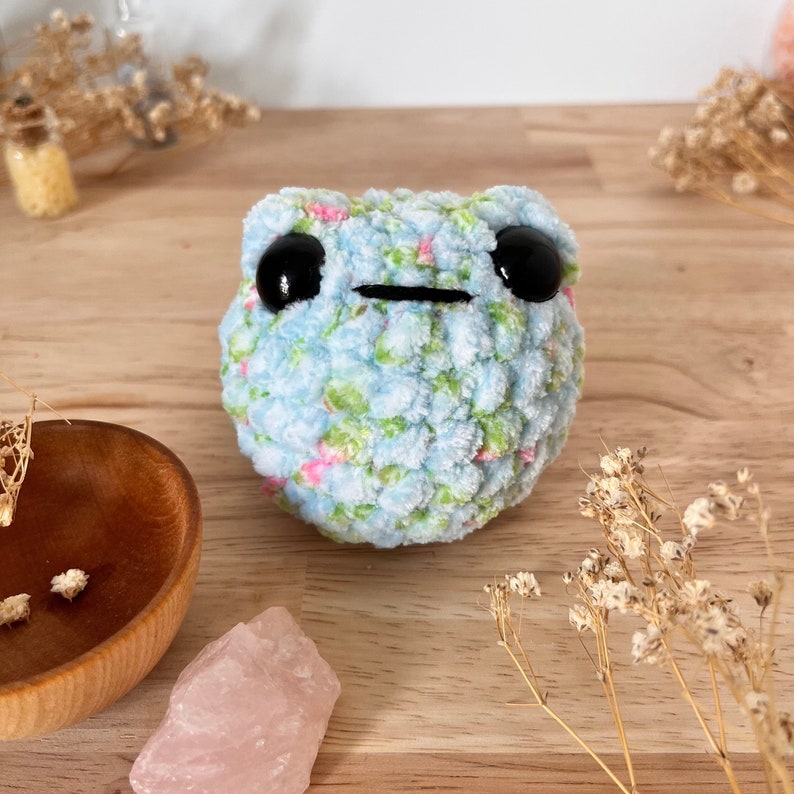 Rose and Baby Blue Floral Frorb frog Orb Crocheted - Etsy