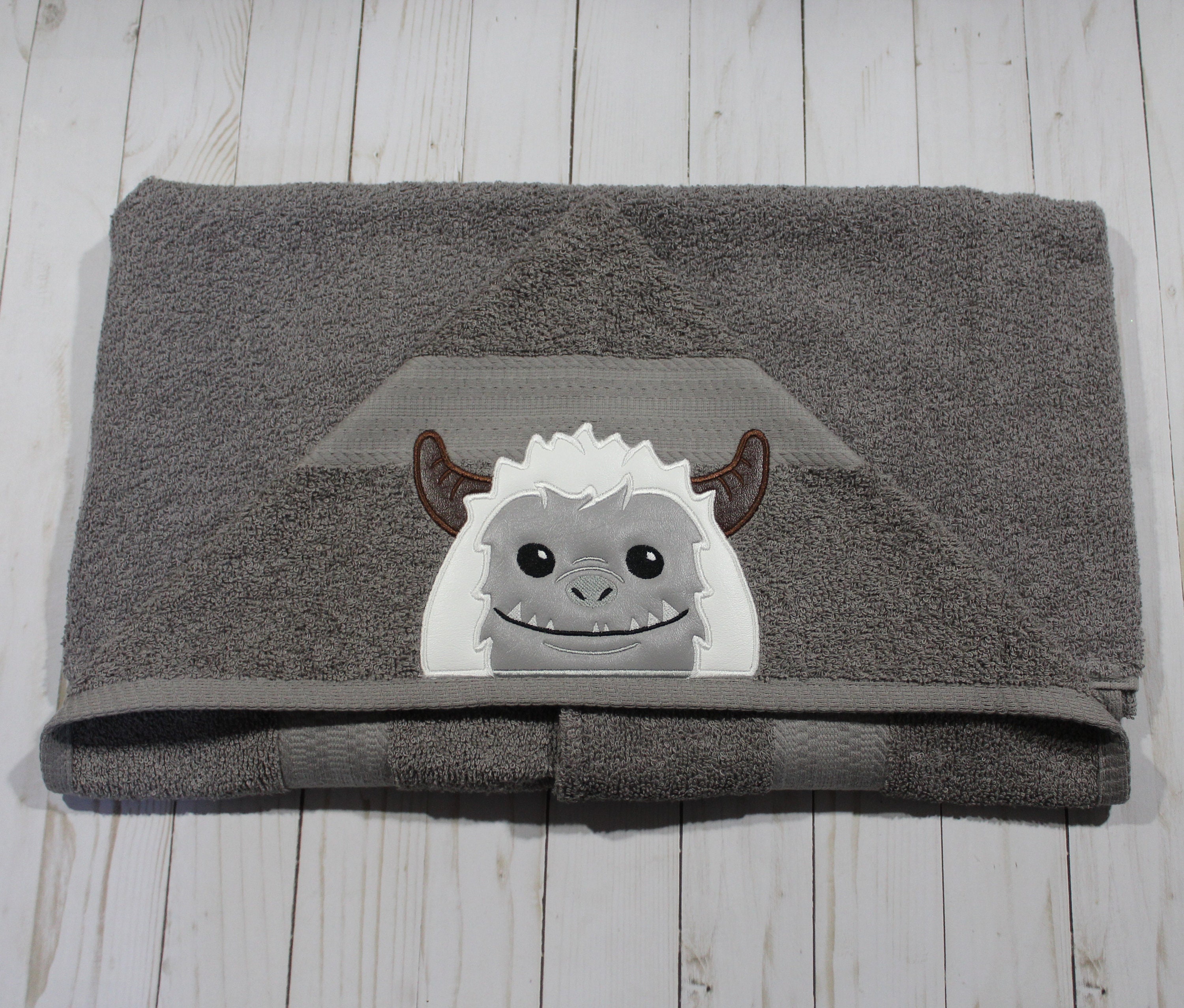 Personalized Handcrafted Machine Embroidered Yeti Face Hooded - Etsy