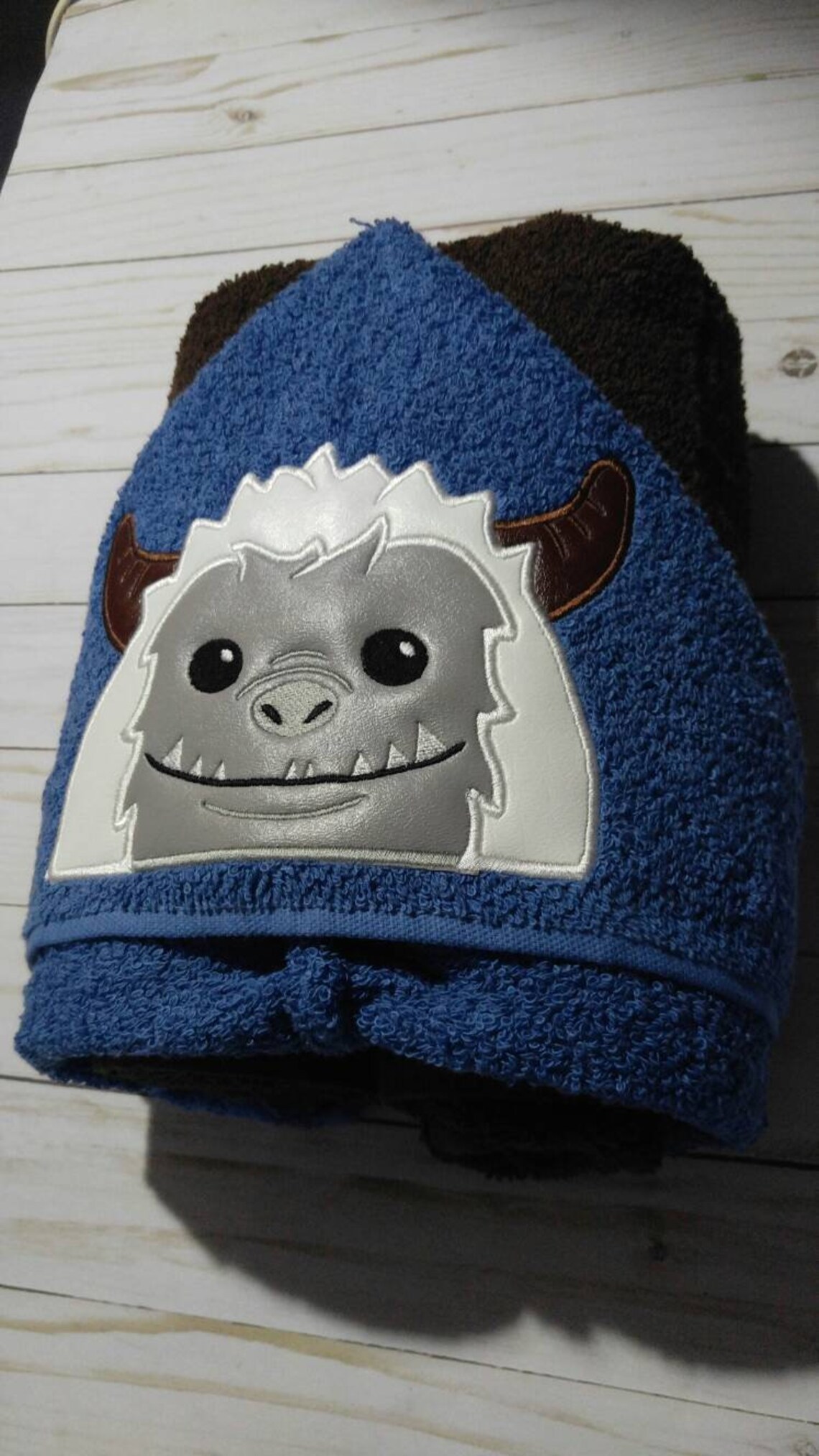 Personalized Handcrafted Machine Embroidered Yeti Face Hooded - Etsy