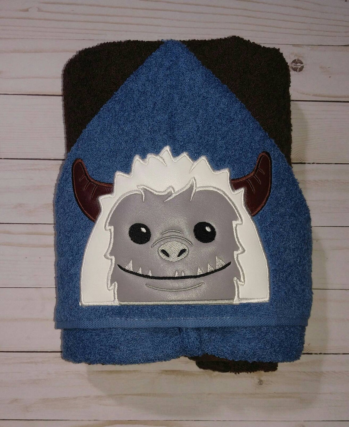 Personalized Handcrafted Machine Embroidered Yeti Face Hooded - Etsy