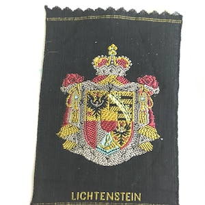 A Woven Lichtenstein Silk Cigarette Patch/card Door Steden En Dorpen ...
