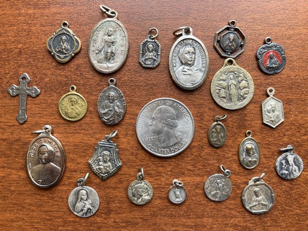 Lot of 21 Religious Medals, 21 Catholic Medals...mostly Brass - Etsy